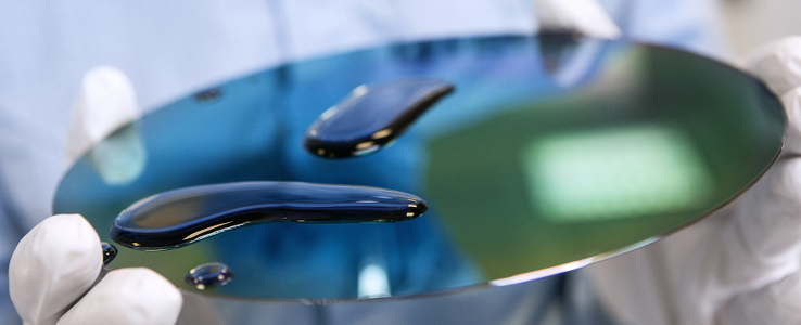 UDC erwirbt das OLED-Patentportfolio der BASF