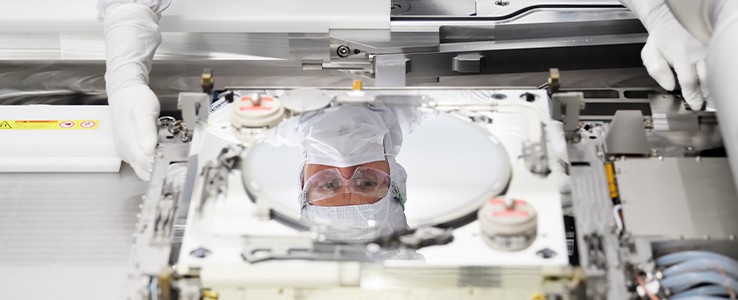 ASML bleibt weiter in der Gewinnspur